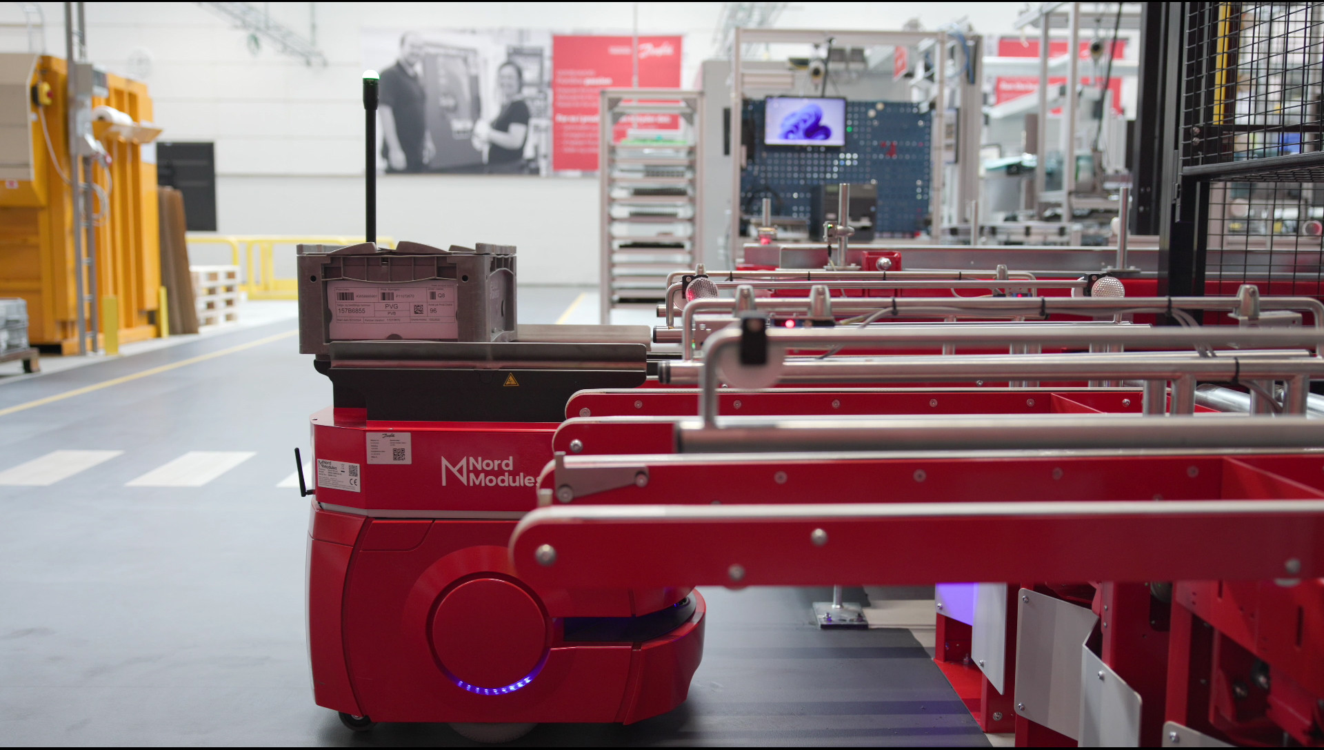 Omron implementa dos robots móviles de la serie LD en el almacén ...